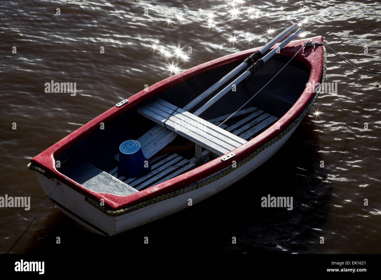 Rowboat oars hi-res stock photography and images - Alamy