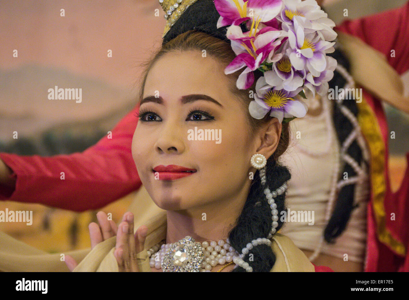 Thai Dancer Dance Show Stock Photo - Alamy