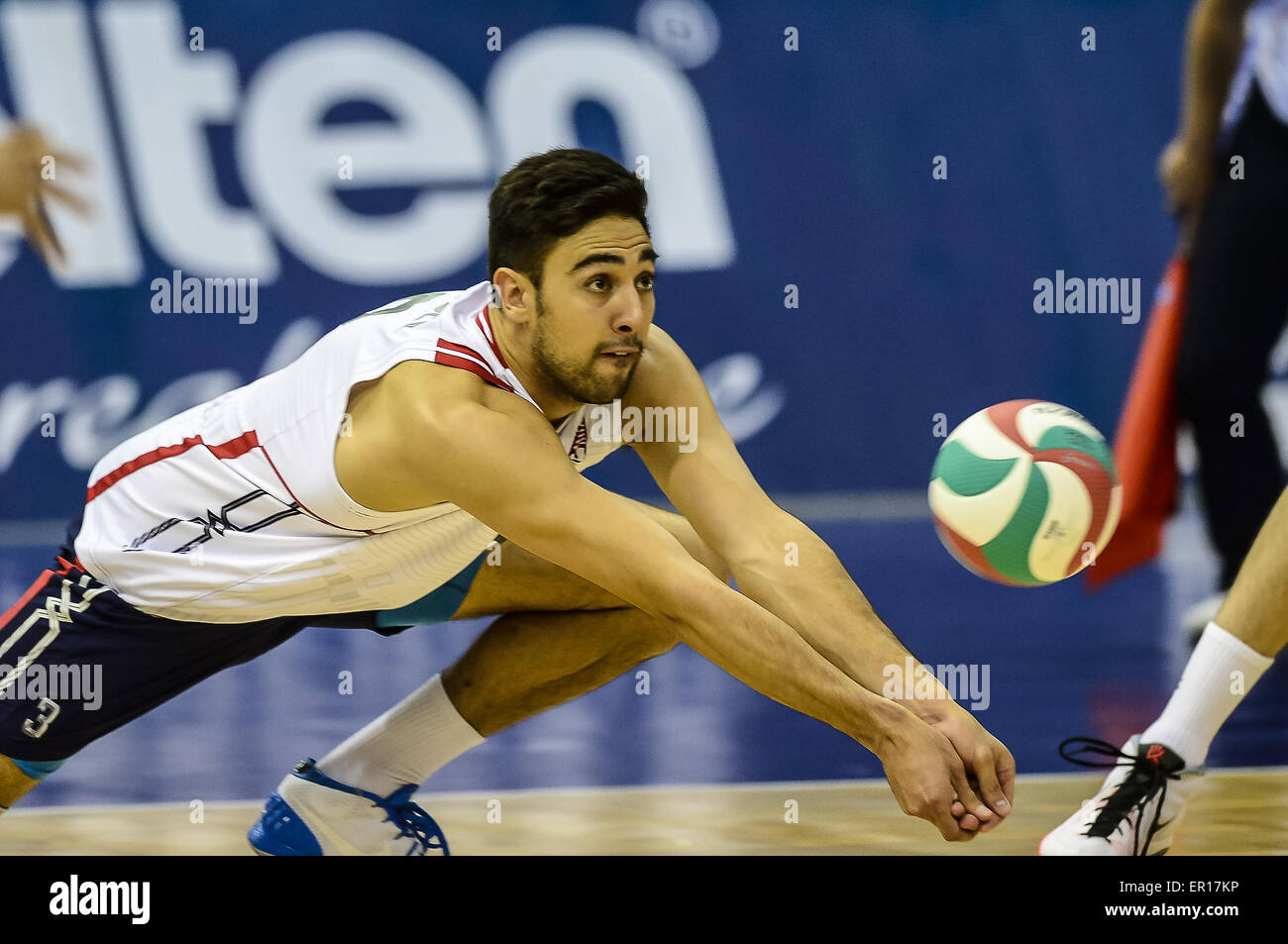 Detroit, Michigan, USA. 24th May, 2015. Taylor Sander #3 (USA) makes a ...