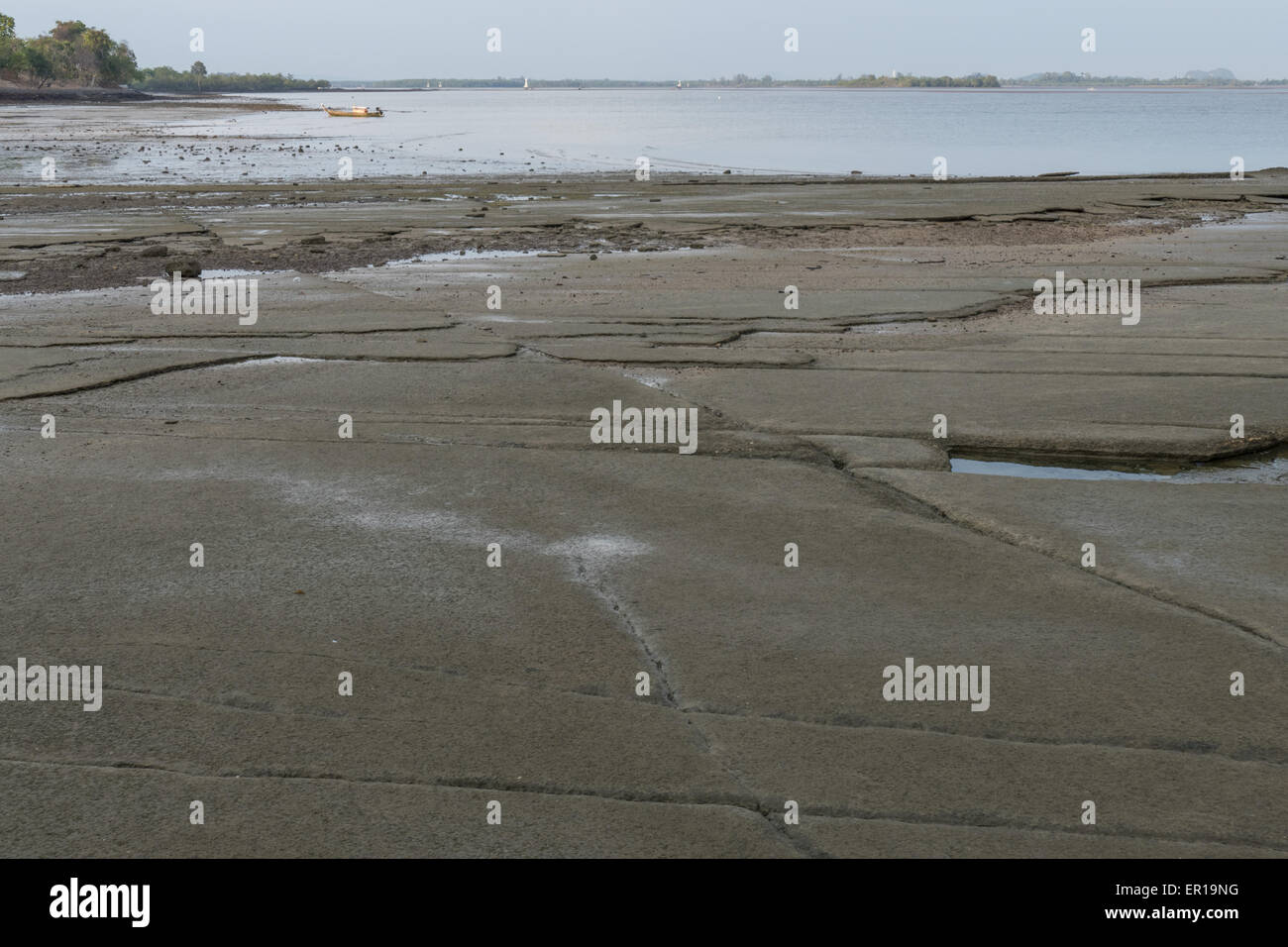 Krabi Shell Cemetery (Susan Hoi Stock Photo - Alamy