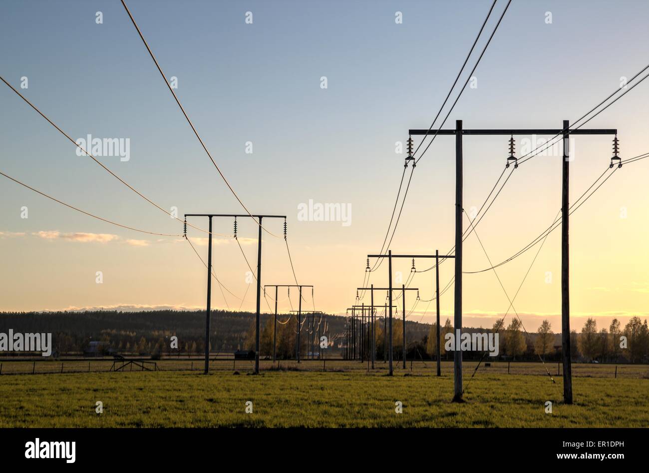 Trailing wires hi-res stock photography and images - Alamy