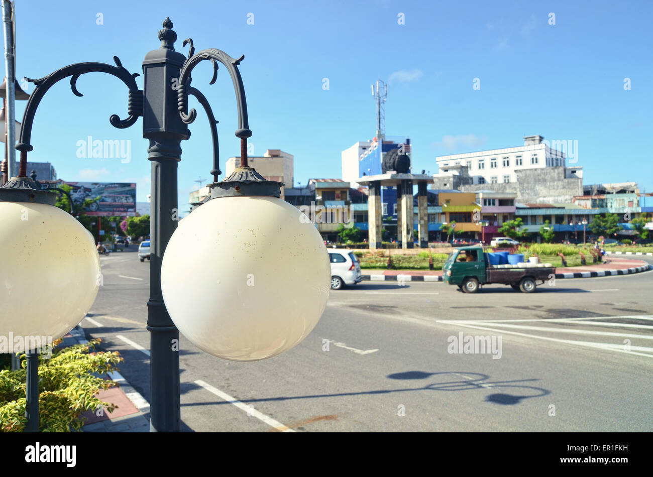 Satam square hi-res stock photography and images - Alamy