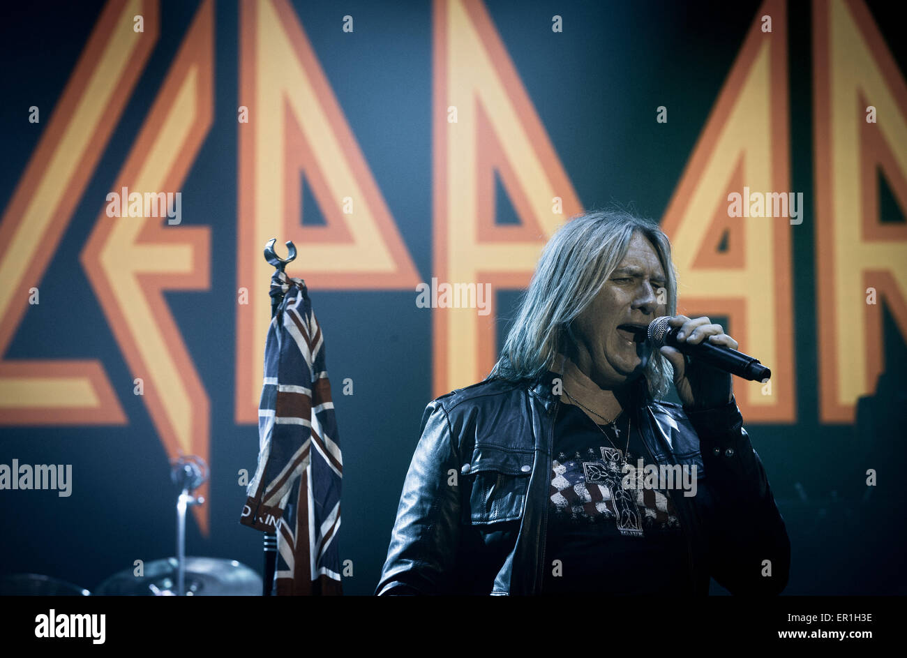 Def leppard hi-res stock photography and images - Alamy