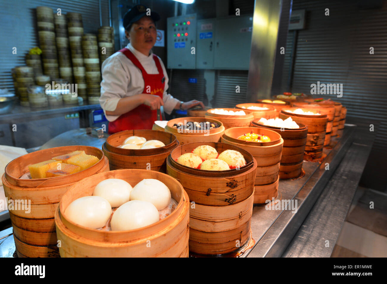 Dumpling China Market High Resolution Stock Photography and Images - Alamy