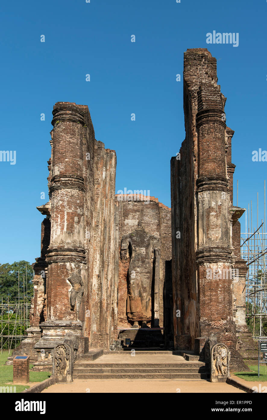 Lankatilaka Temple, Polonnaruwa, Sri Lanka Stock Photo - Alamy