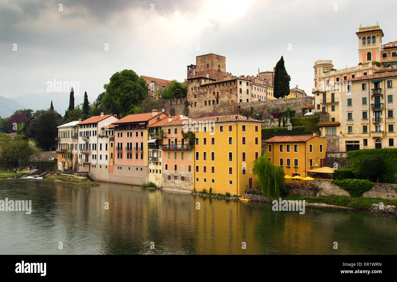 Medieval italian village hi-res stock photography and images - Alamy