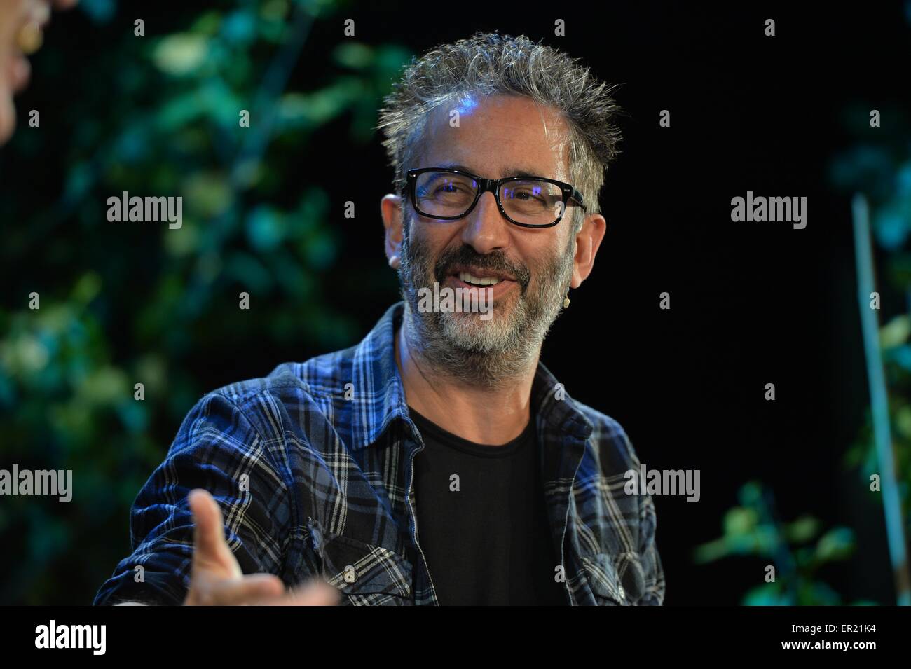 Hay on Wye, Wales, UK. 25th May, 2015. Comedian David Baddiel speaking ...
