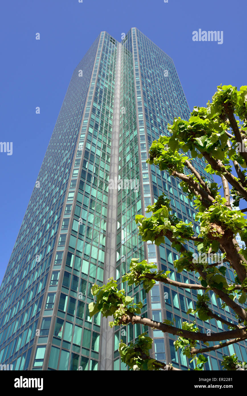 Tour CB21, La Défense, Hauts-de-Seine, Puteaux, Paris, France Stock ...