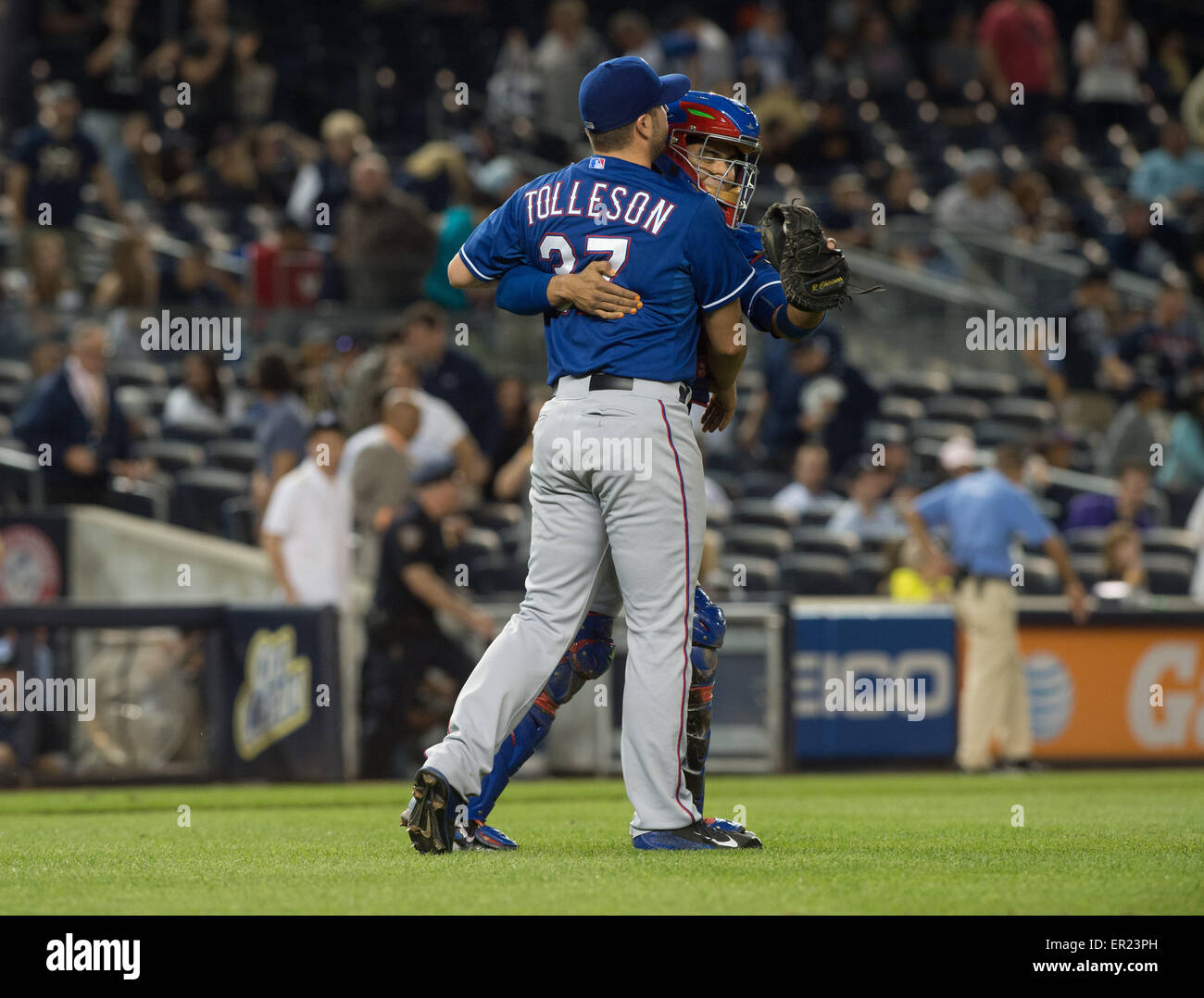 Bronx, New York, USA. 24th May, 2015. Rangers' catcher ROBINSON ...
