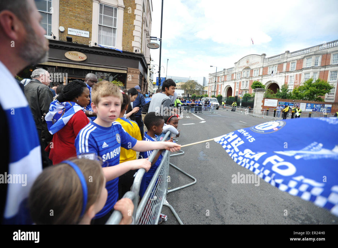 Chelsea Winners Parade High Resolution Stock Photography and Images - Alamy