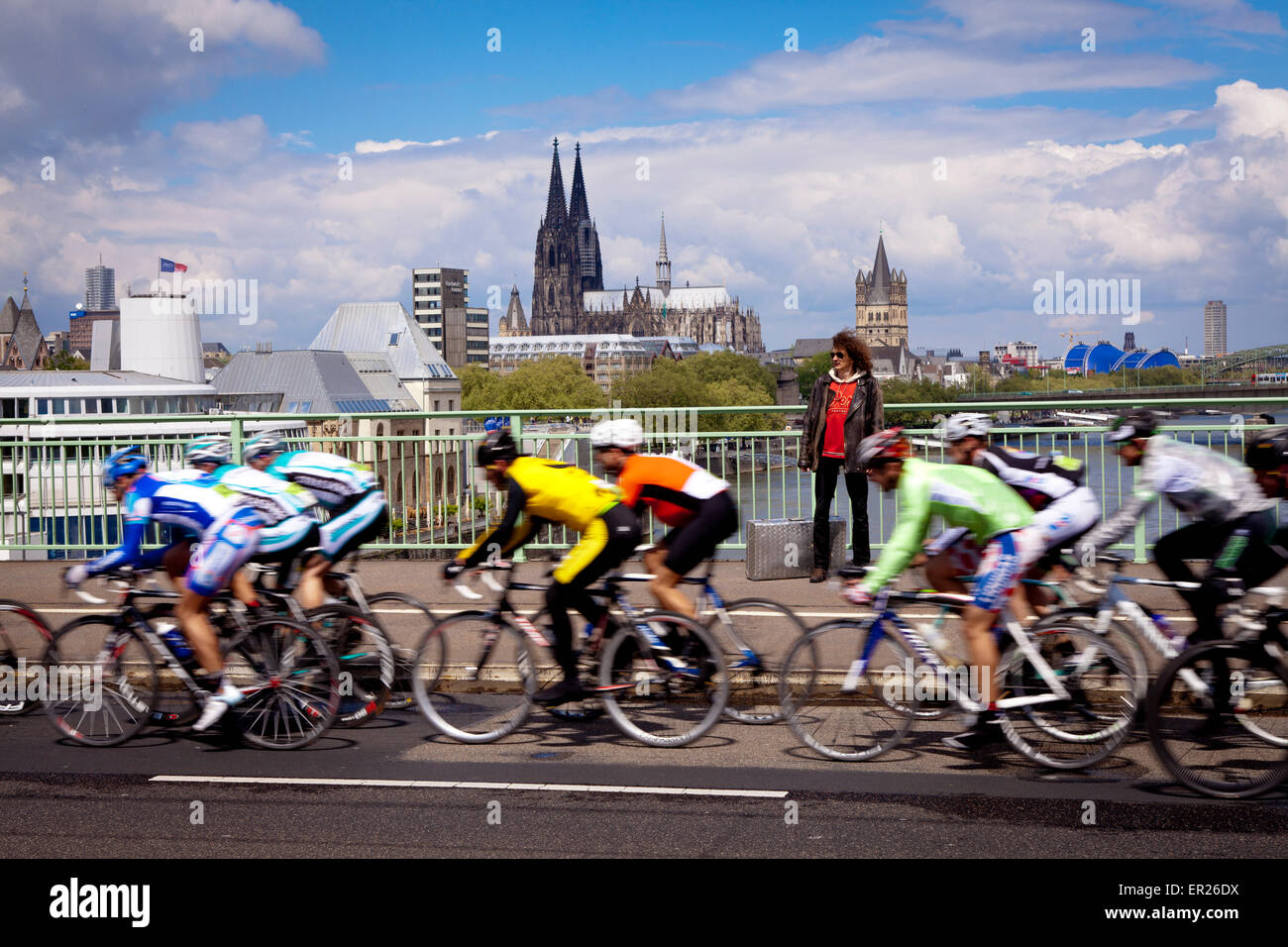 Europa, Deutschland, Nordrhein-Westfalen, Koeln, Radrennen Rund um ...