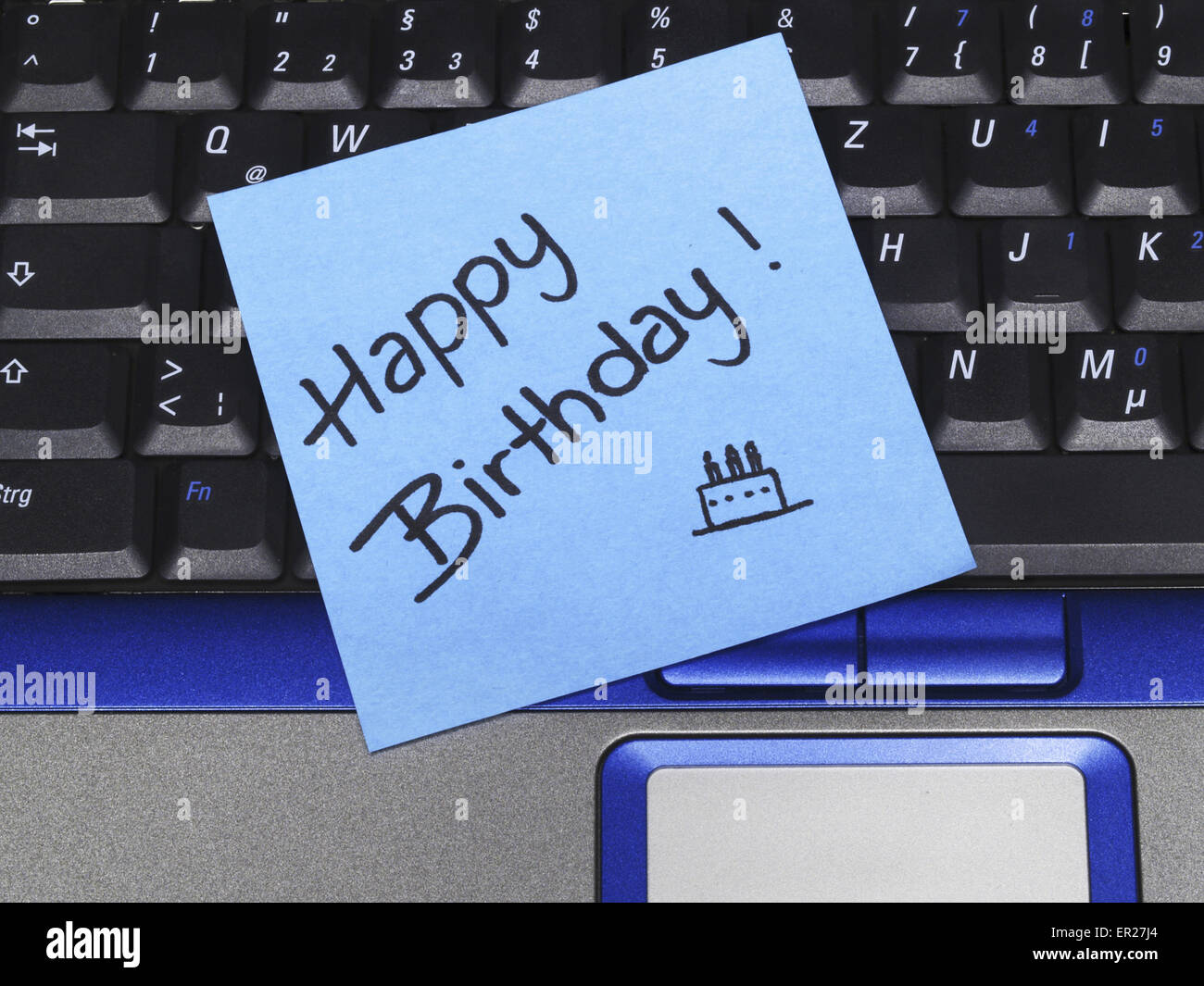 Memo note on notebook, Happy Birthday Stock Photo - Alamy