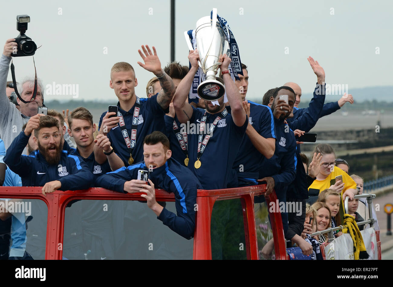 Southend United celebrated promotion to League One with an open top bus ...