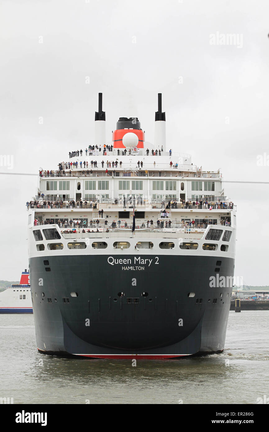 Cruise ship queen mary stern hi-res stock photography and images - Alamy