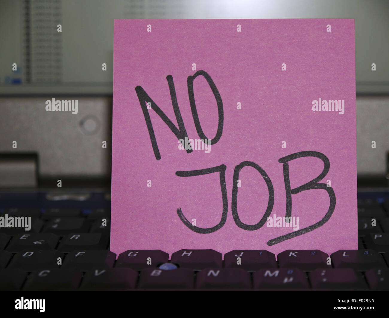 Memo note on notebook, no job Stock Photo - Alamy