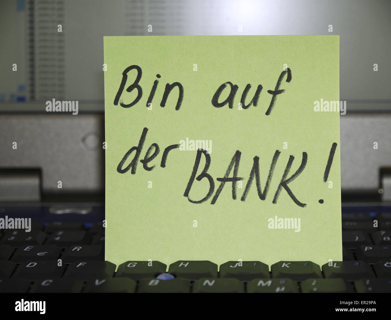 Memo note on notebook, I´m at the bank Stock Photo - Alamy