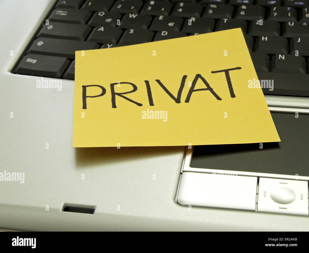 Memo note on notebook, private Stock Photo - Alamy