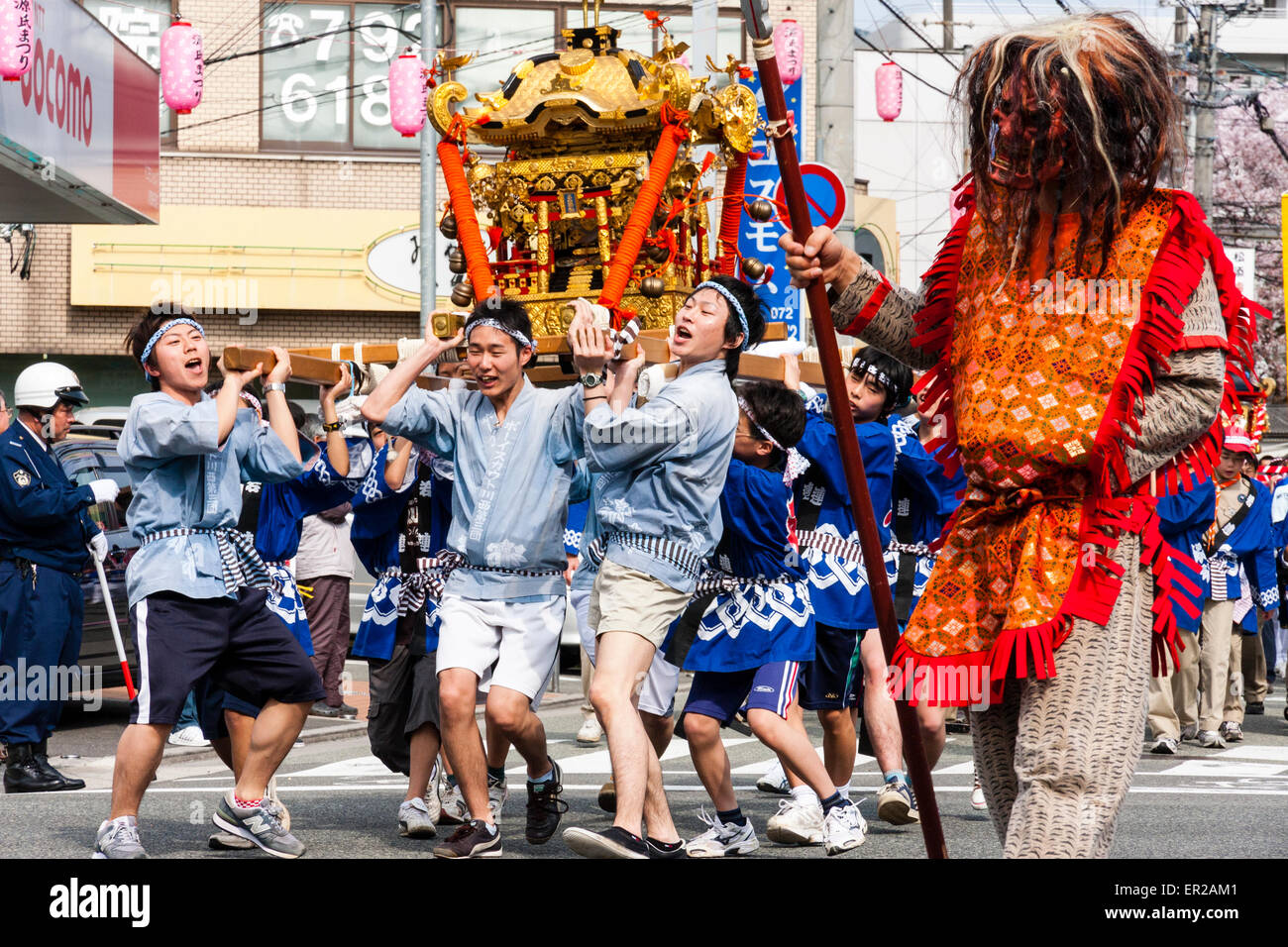 Mikoshi procession hi-res stock photography and images - Alamy