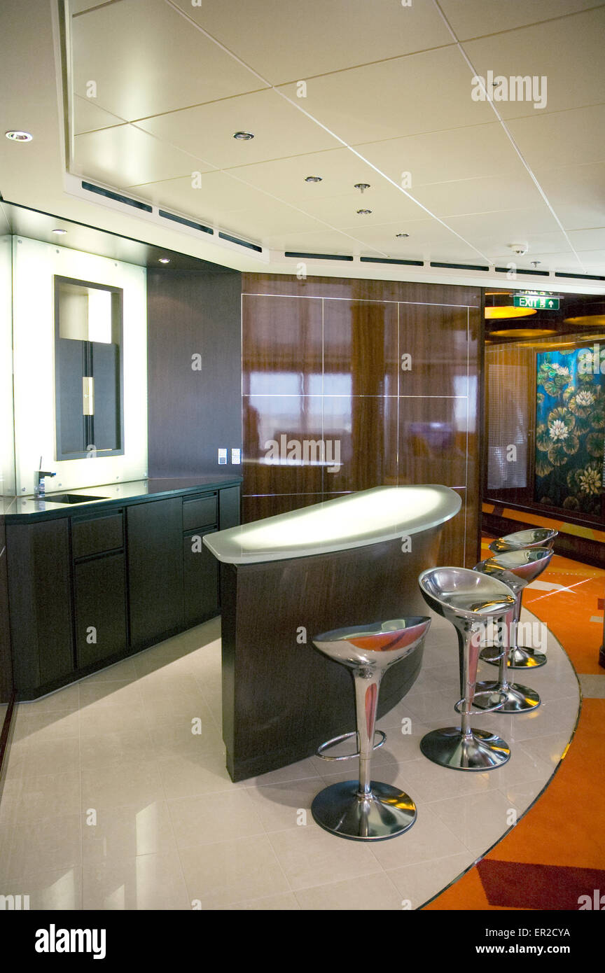 Kitchen prop hi-res stock photography and images - Alamy