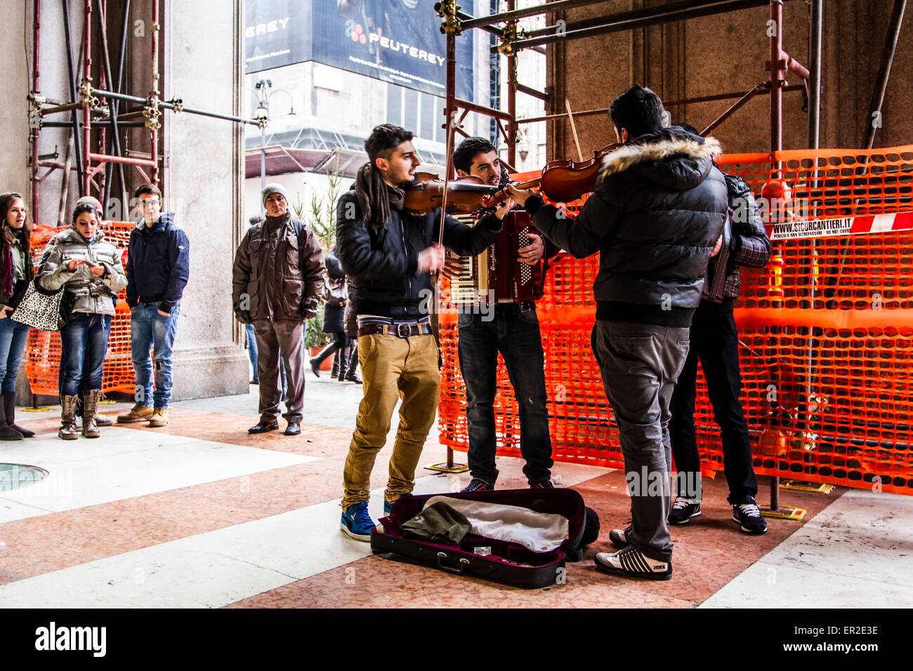 Italy Milan Street Scene Stock Photos & Italy Milan Street Scene Stock ...