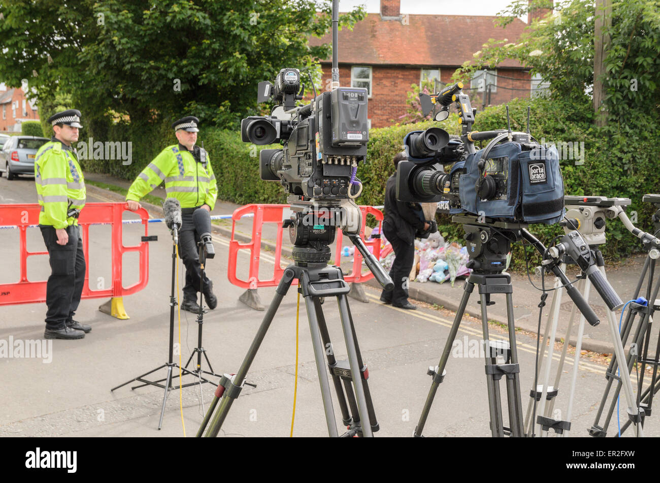 Police crime scene tv hi-res stock photography and images - Alamy