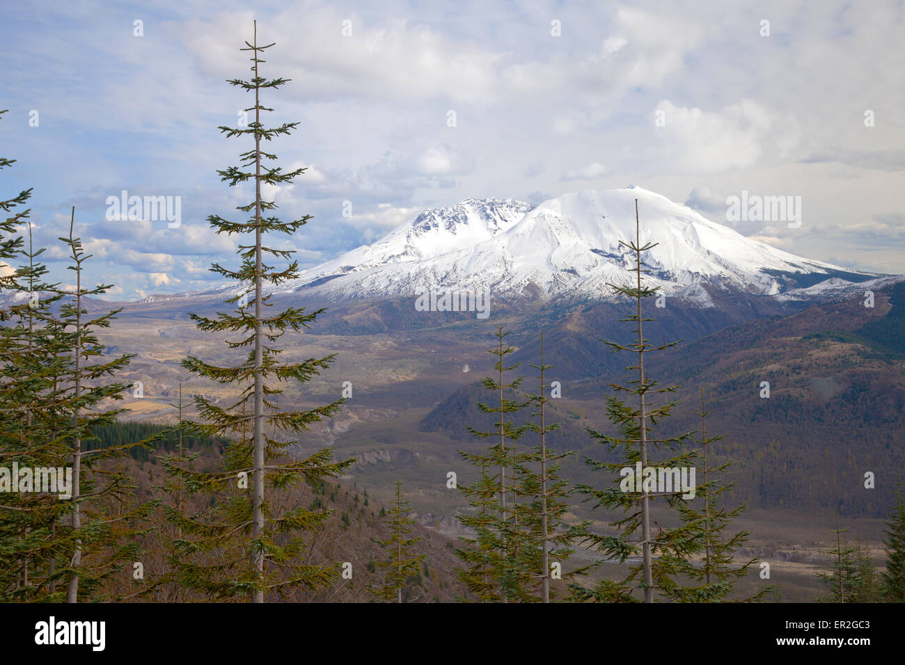 Mt st helen volcano hi-res stock photography and images - Alamy
