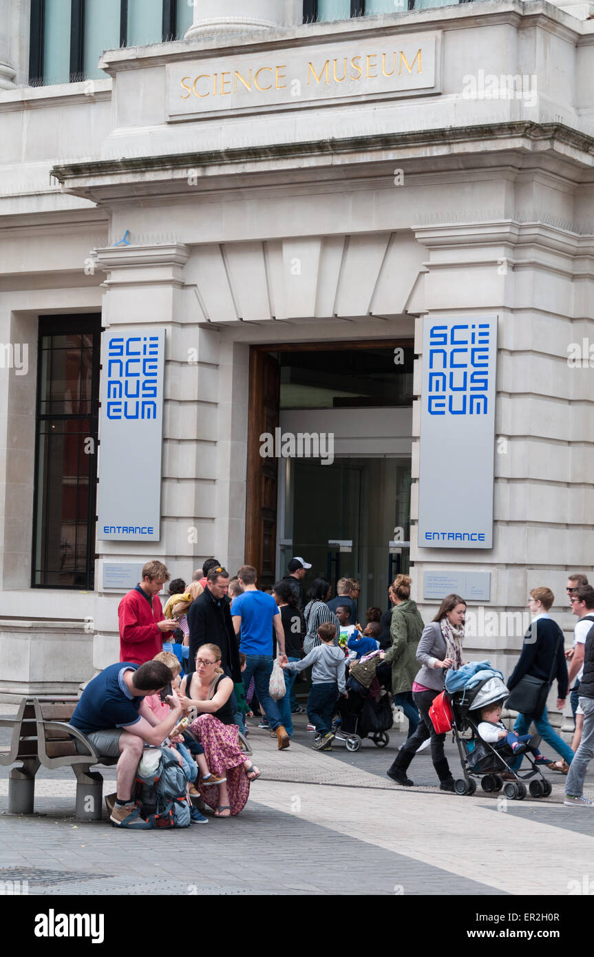 London science museum hi-res stock photography and images - Alamy