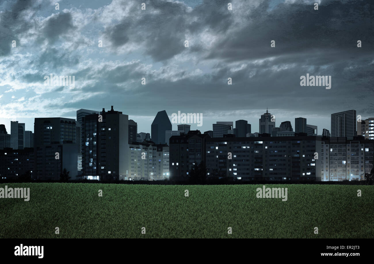 Cityscape under the night sky hi-res stock photography and images - Alamy
