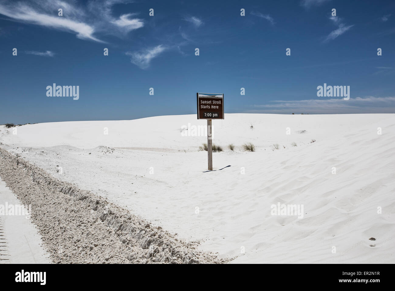 White Sands National Monument Stock Photo - Alamy