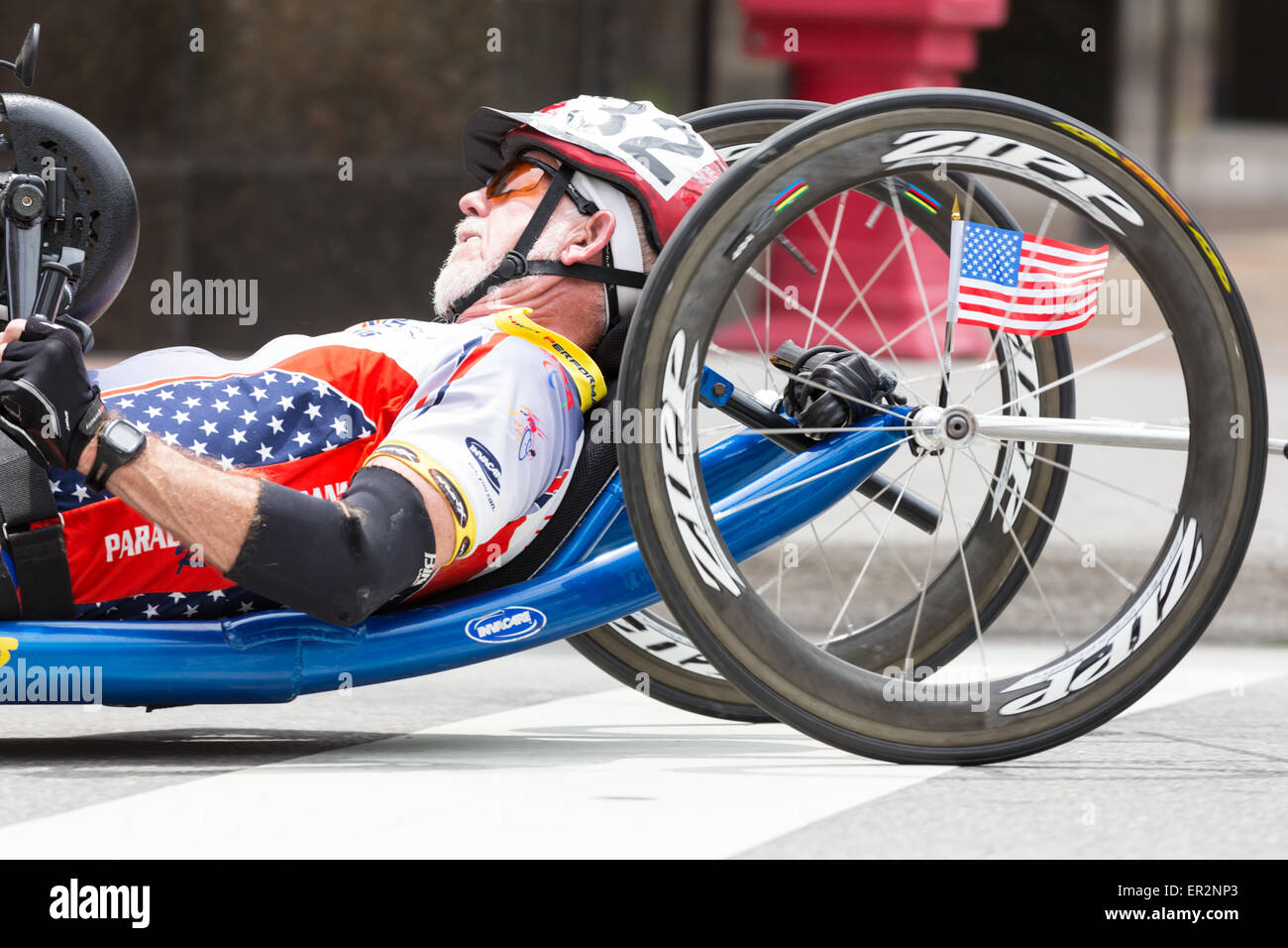 Chattanooga, Tennessee, USA. 25th May, 2015. Cyclists with disabilities ...