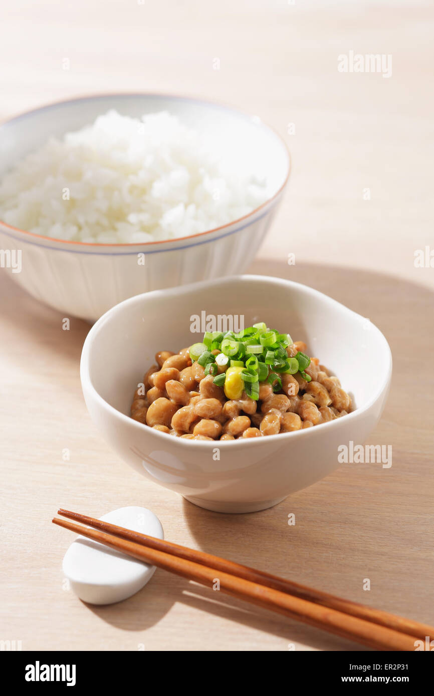 Natto beans and bowl of rice Stock Photo - Alamy