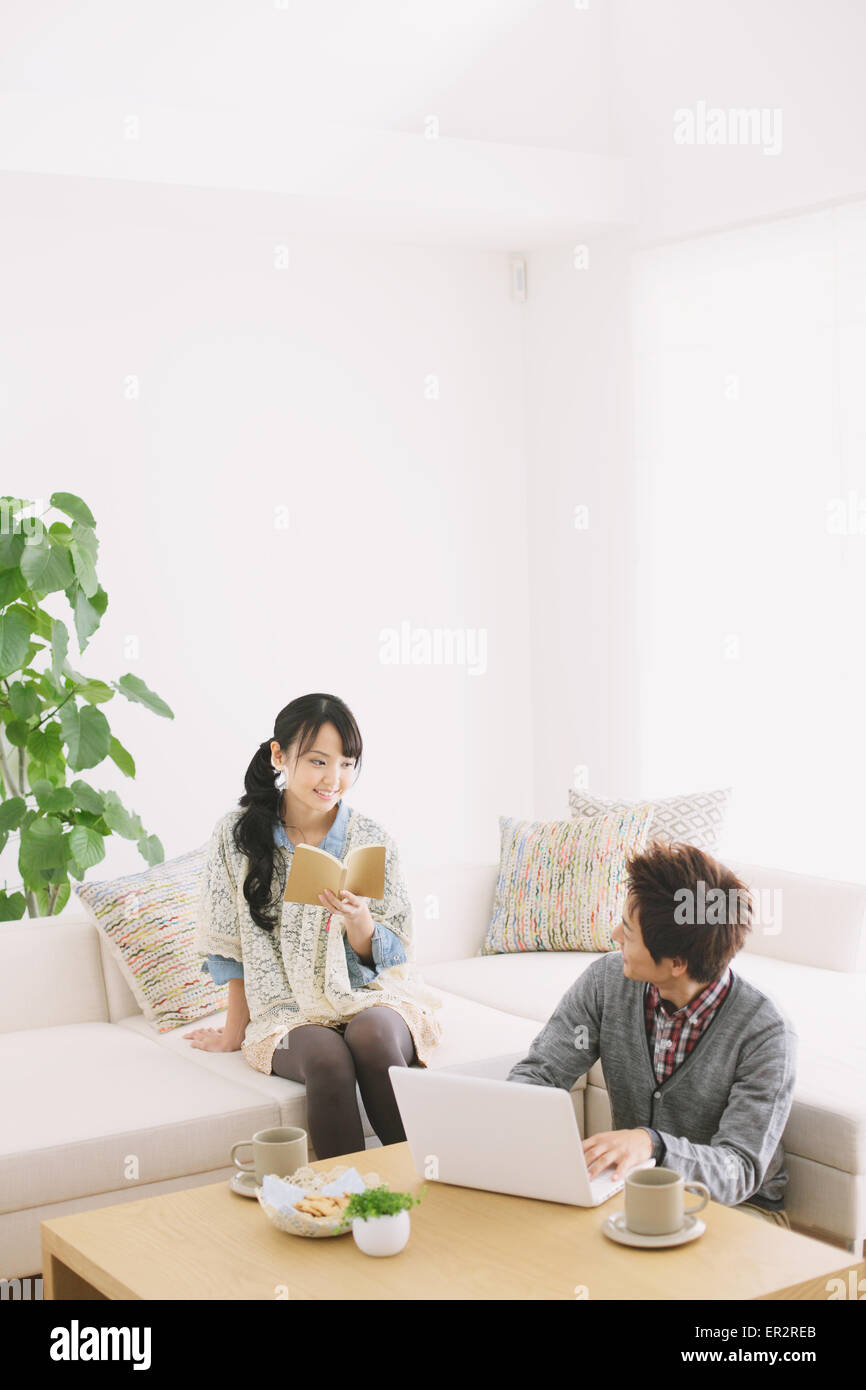 Mind reading computer hi-res stock photography and images - Alamy