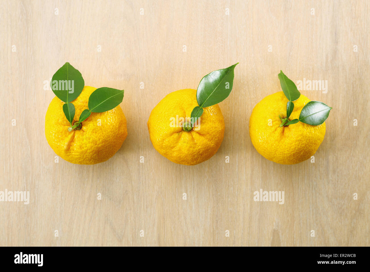 Yuzu citron hi-res stock photography and images - Alamy