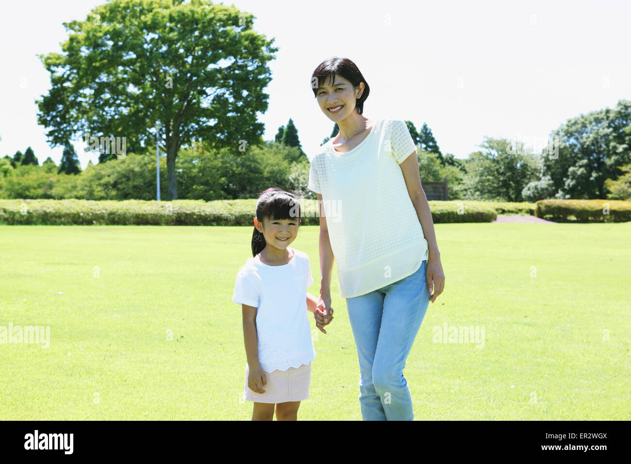 Japanese daughter hi-res stock photography and images - Alamy