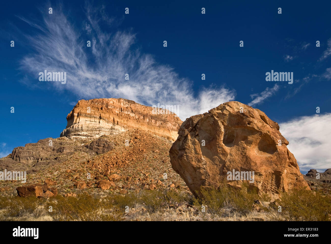 Volcanic rock, Cerro Castellan butte formation at Ross Maxwell Scenic ...
