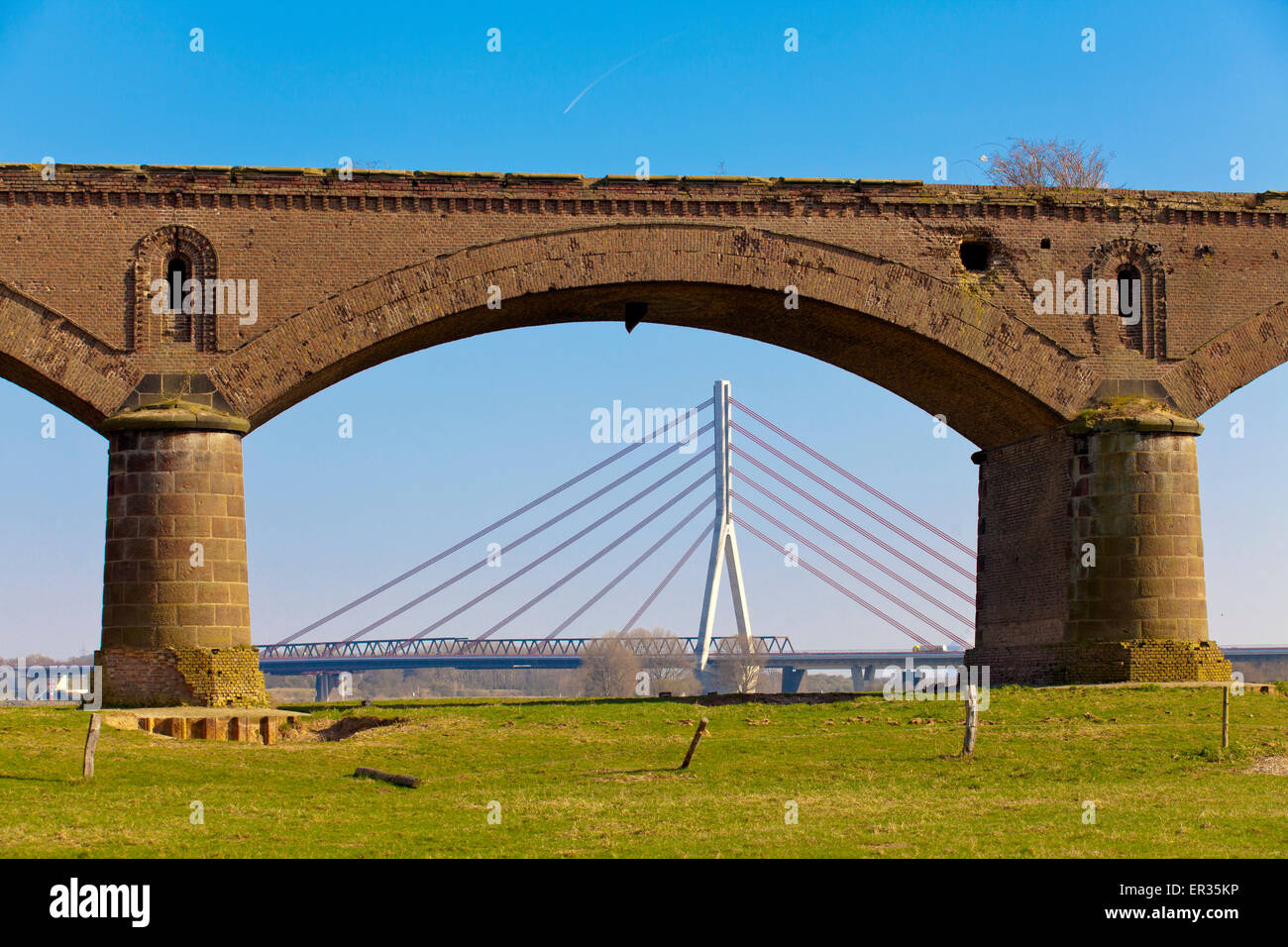 Europe, Germany, North Rhine-Westphalia, Wesel, the Niederrhein bridge ...