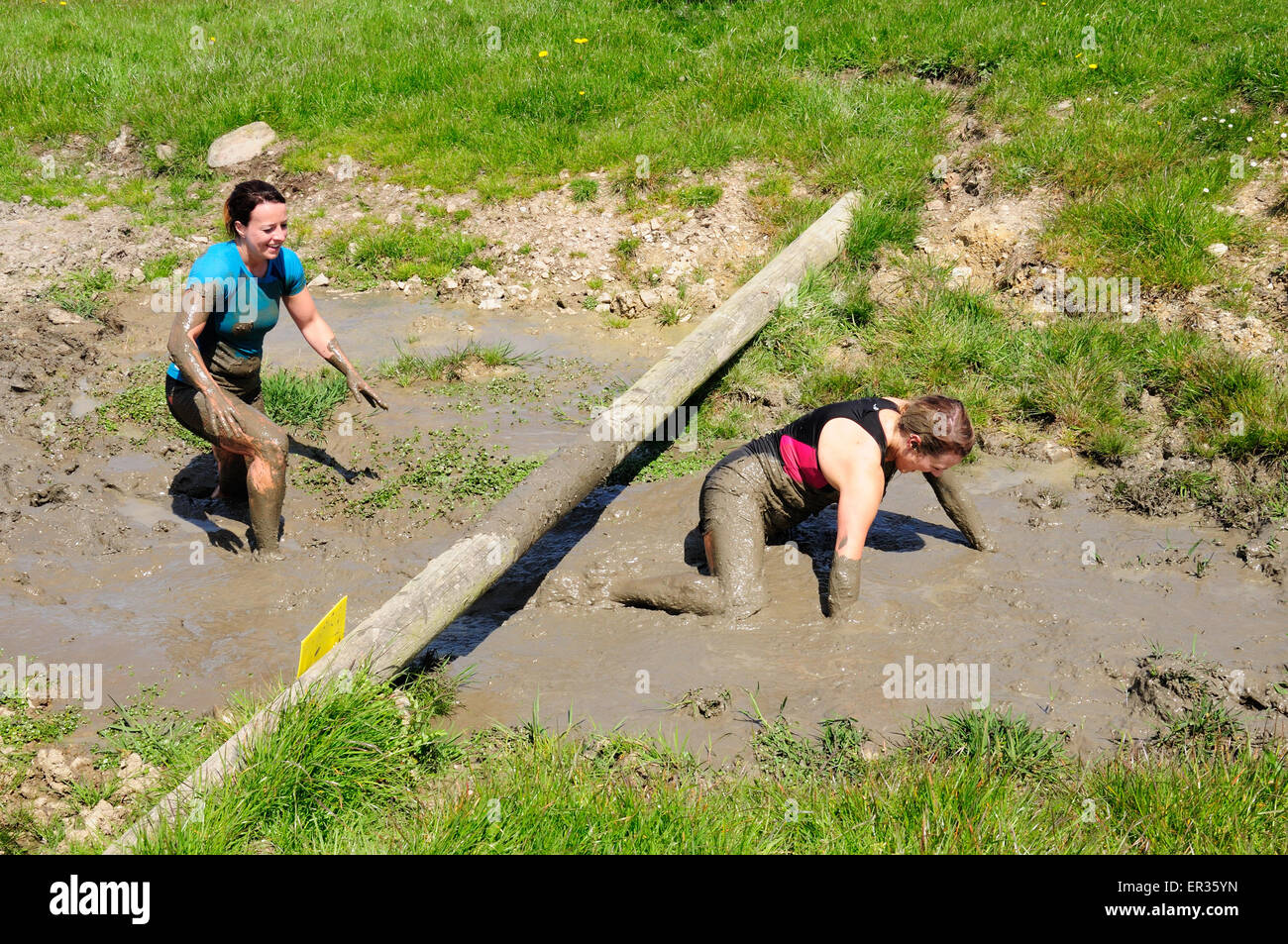 Man in mud hi-res stock photography and images - Alamy