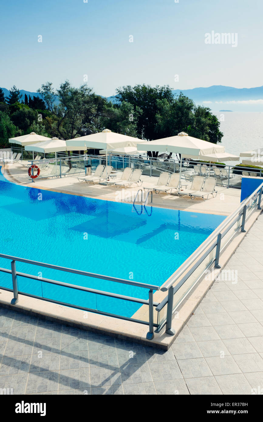 Swimming pool by the sea Stock Photo - Alamy