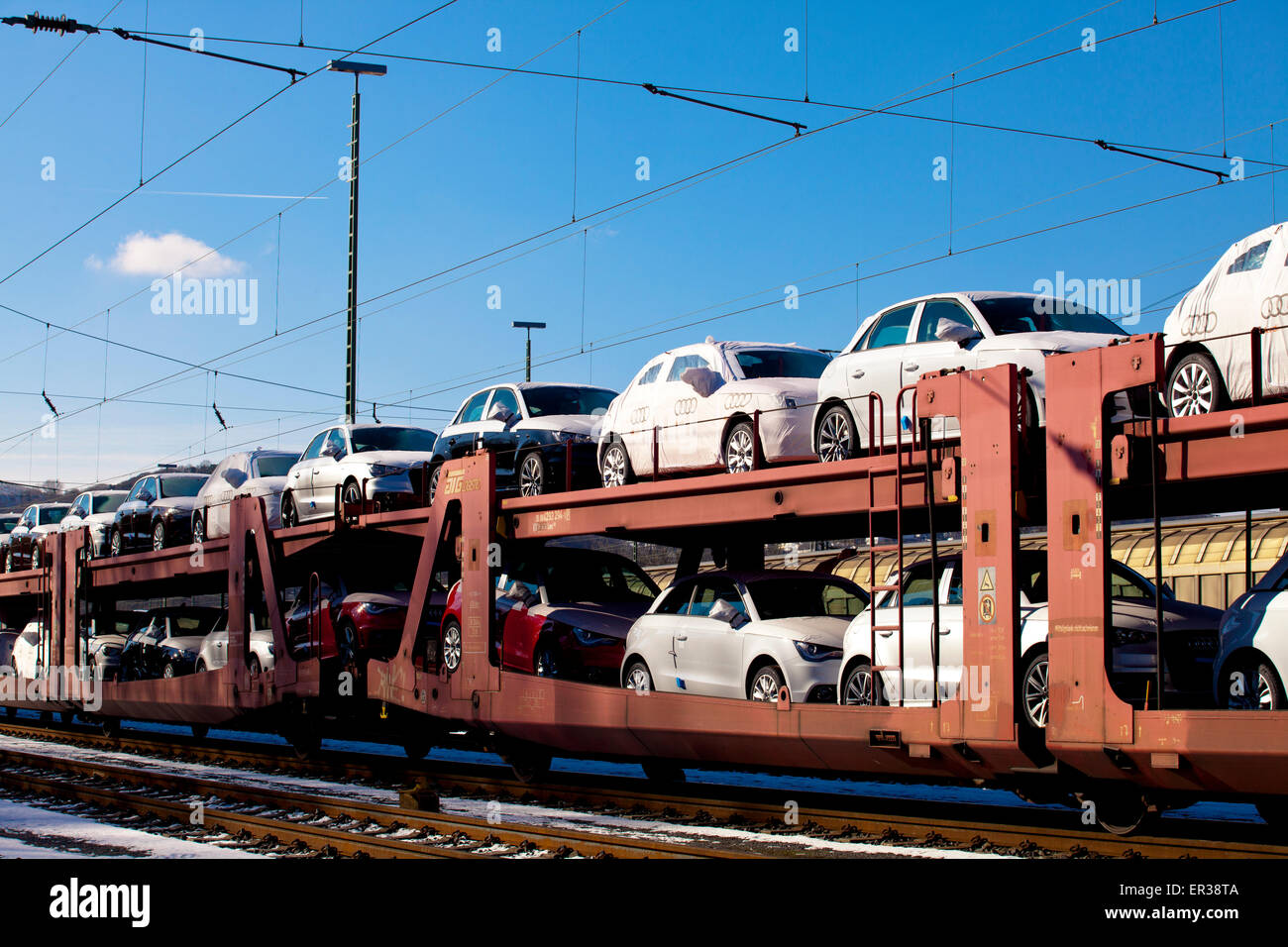 Autotransport zug hi-res stock photography and images - Alamy
