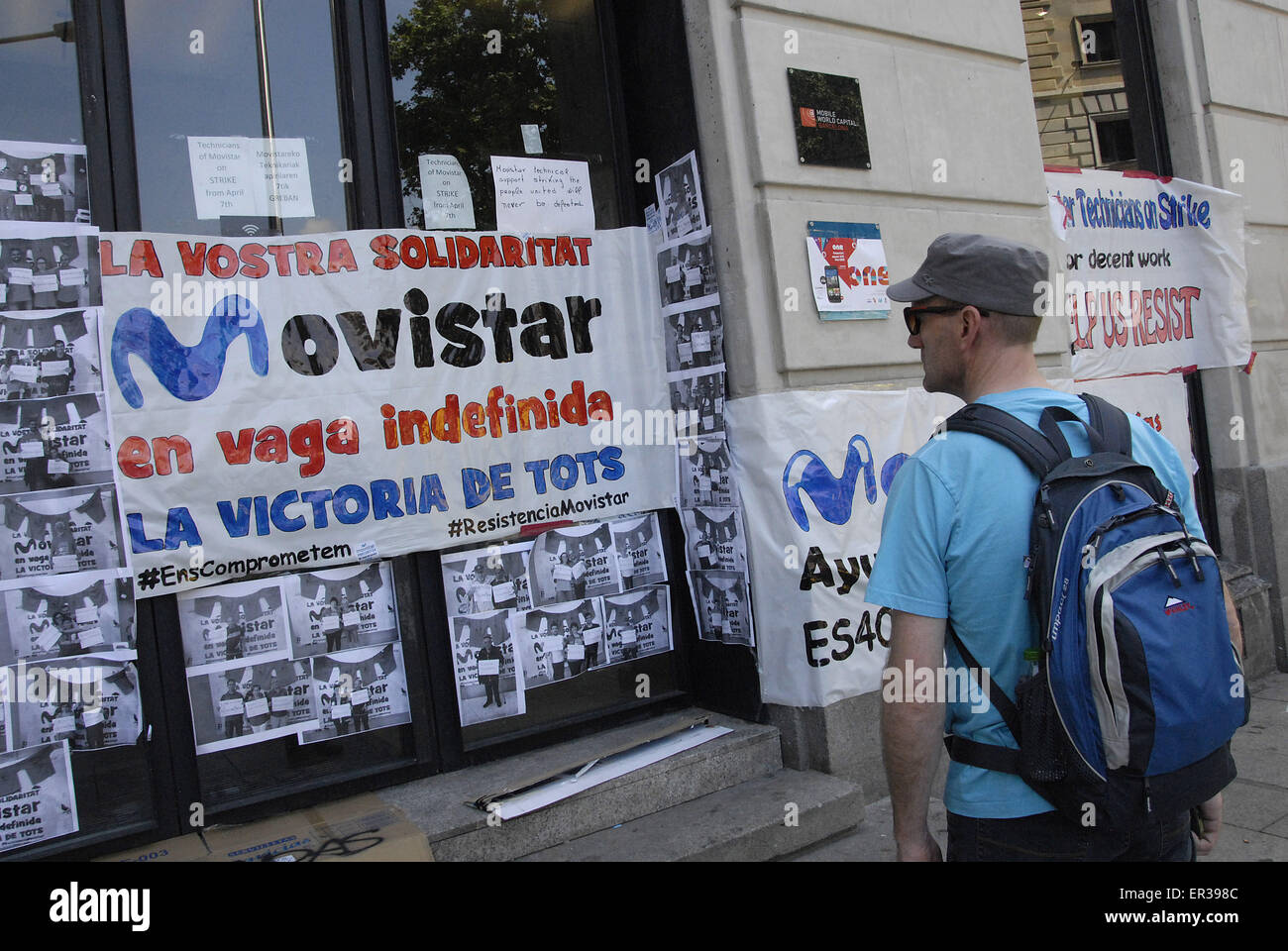 Movistar worker hi-res stock photography and images - Alamy