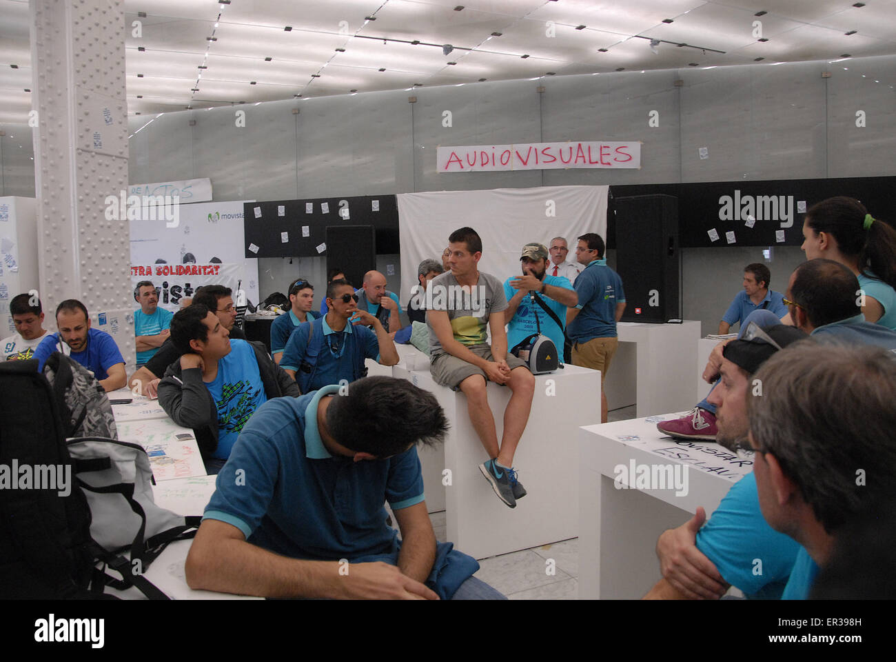Movistar worker hi-res stock photography and images - Alamy