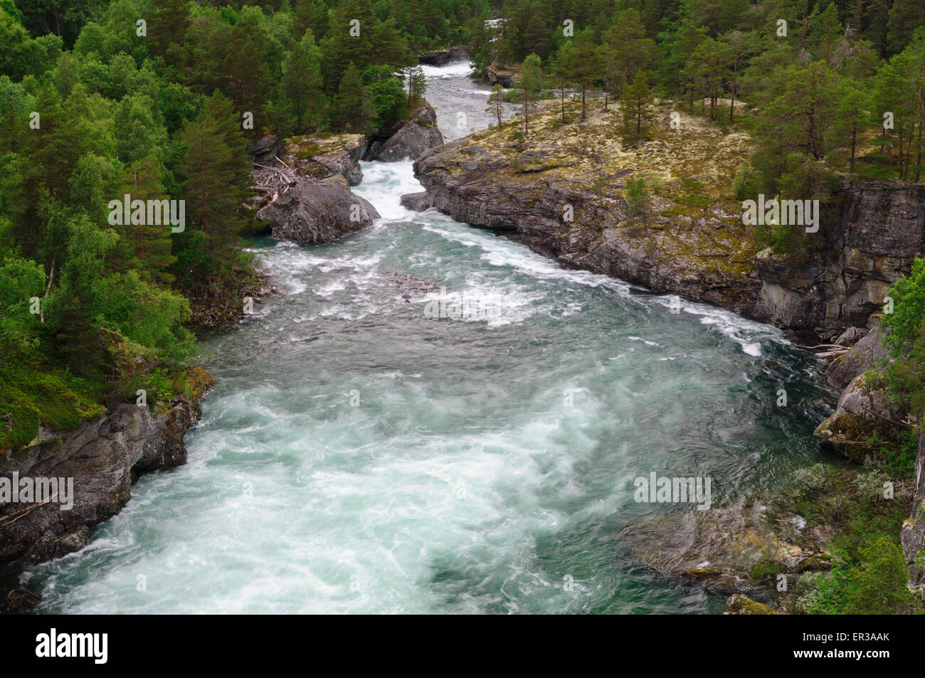 Riversides hi-res stock photography and images - Alamy