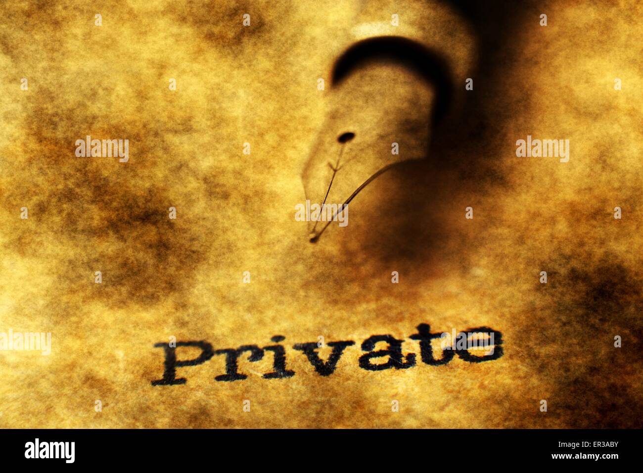 Handwritten private sign hi-res stock photography and images - Alamy