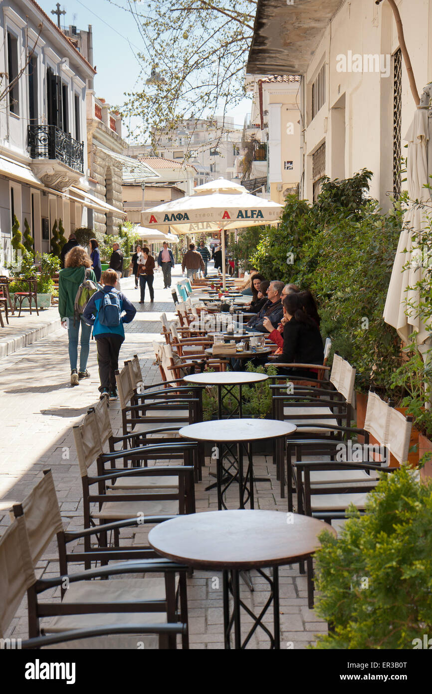 Empty coffee tables hi-res stock photography and images - Alamy