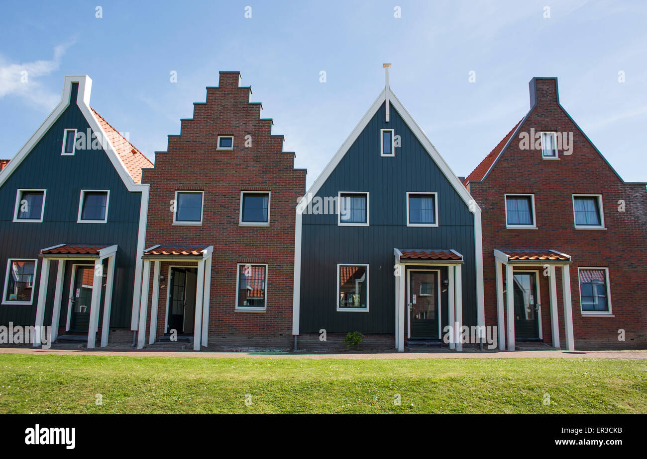 traditional Dutch houses in Volendam, the Netherlands Stock Photo - Alamy