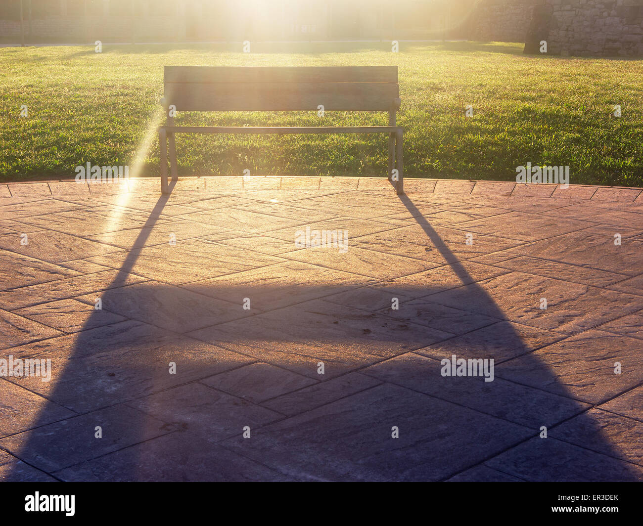 Backlit bench hi-res stock photography and images - Alamy