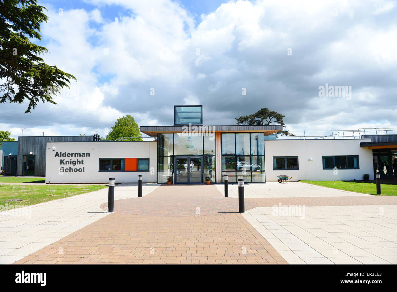 Alderman knight school hi-res stock photography and images - Alamy