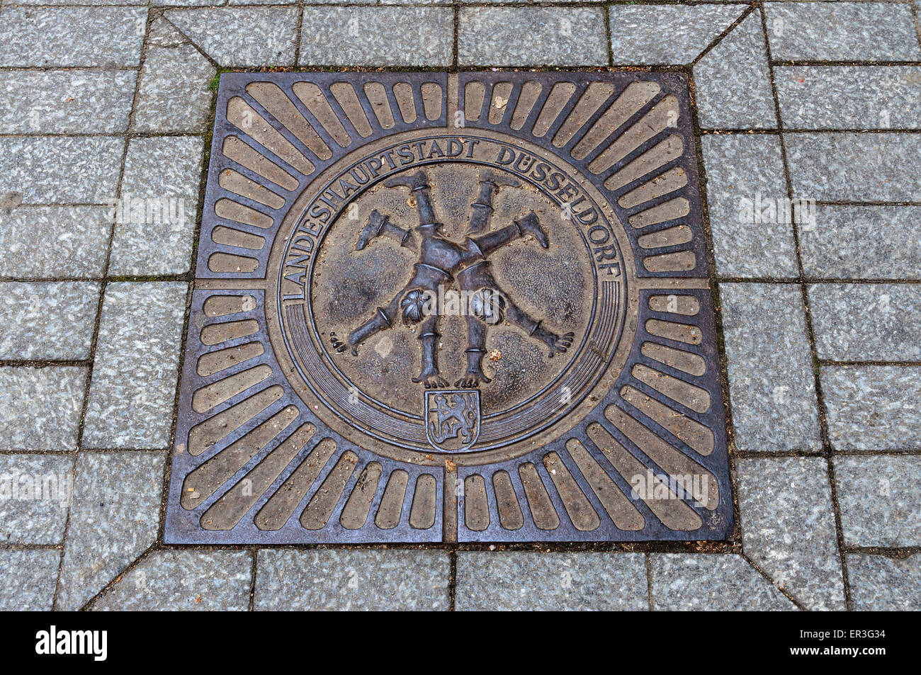 Cast iron plaque hi-res stock photography and images - Alamy
