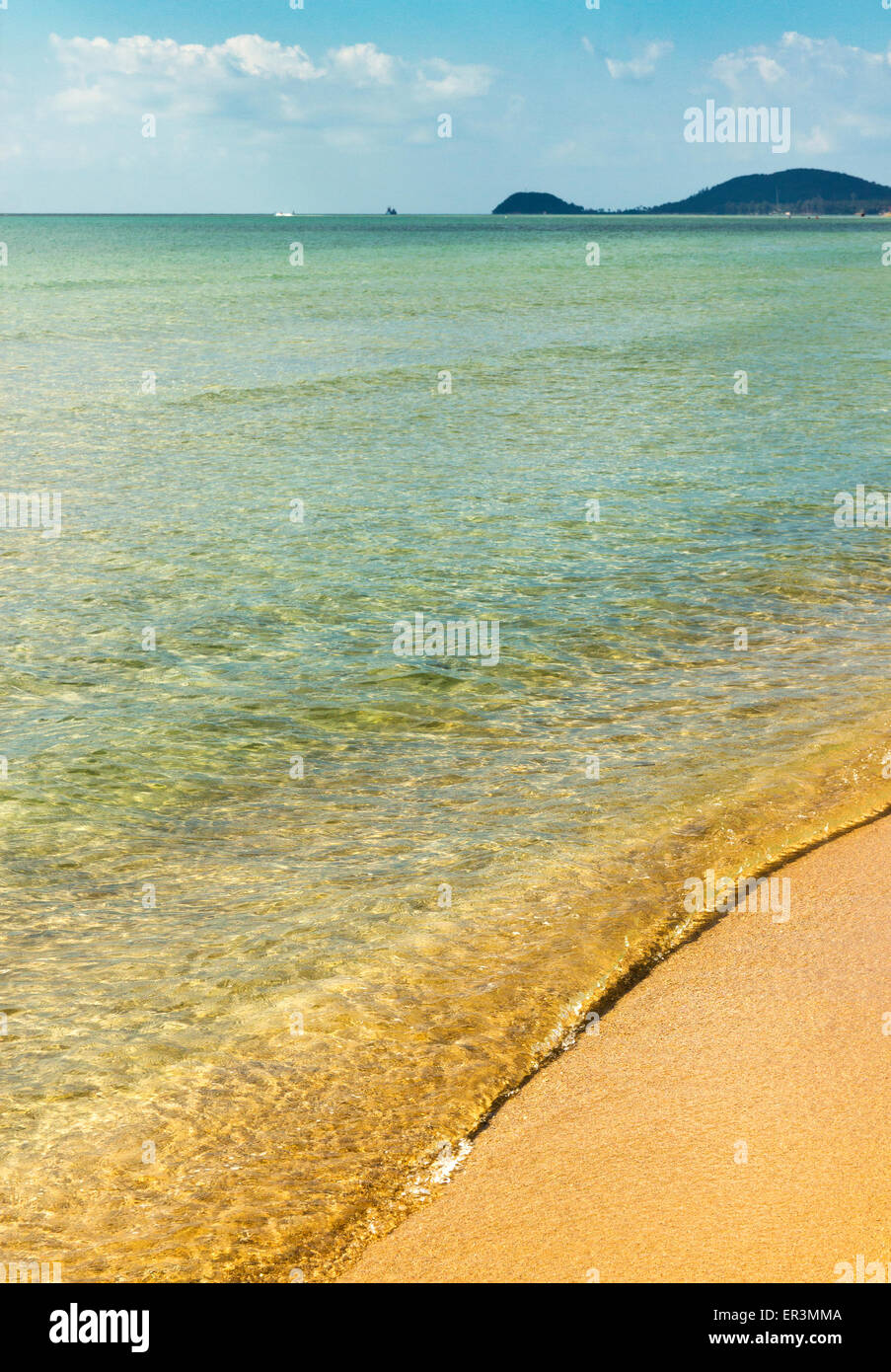 Tropical beach on samui island hi-res stock photography and images - Alamy