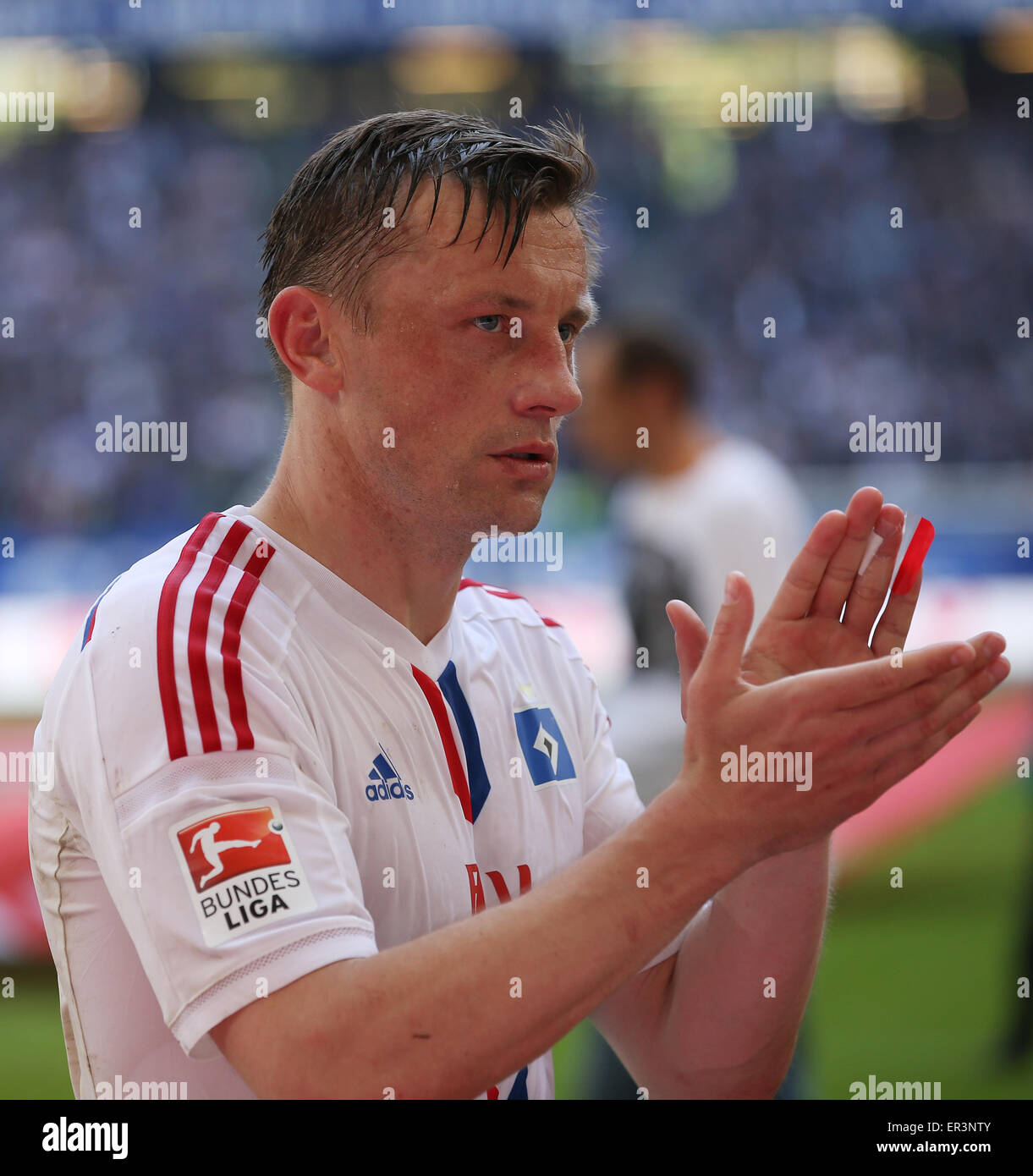 Hamburg, Germany. 23rd May, 2015. Hamburg's Ivica Olic walks across the ...
